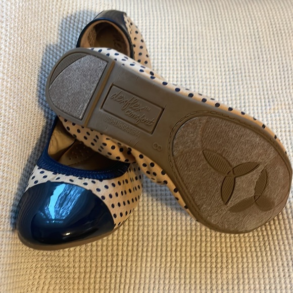 dexflex comfort | Shoes | Ballet Style Flat | Poshmark